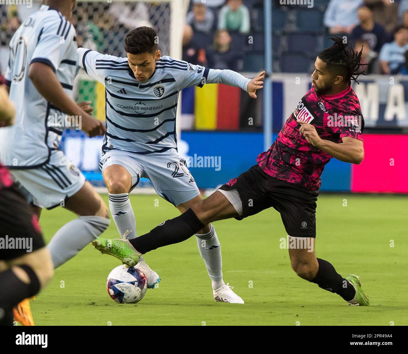 Kansas City, Kansas, USA. 25th Apr, 2023. Sporting KC forward DANIEL ...