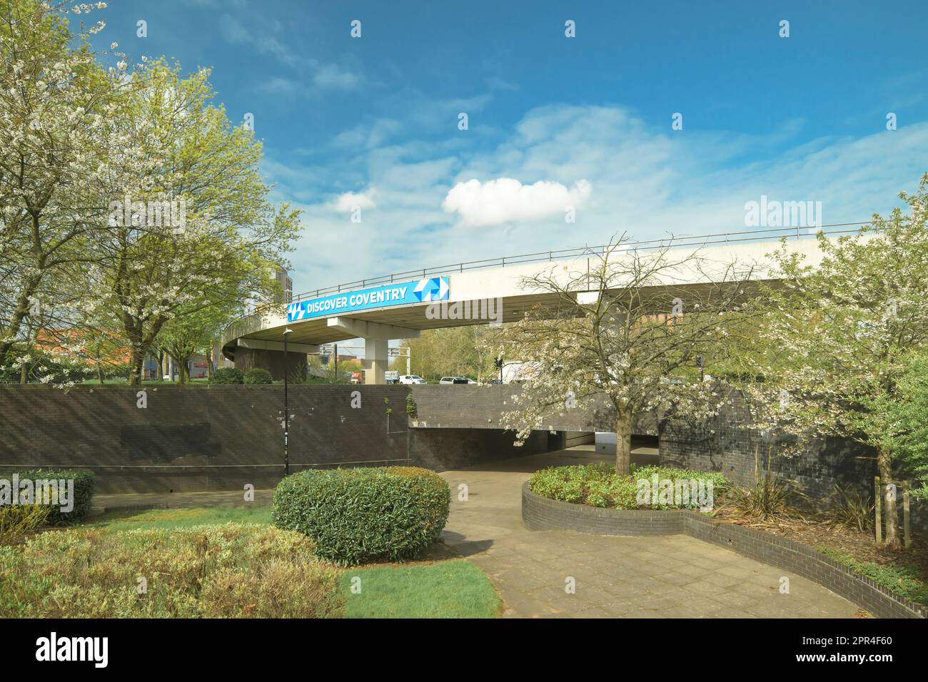 A sign on Coventry ring road, which welcomes visitors to the city Stock ...