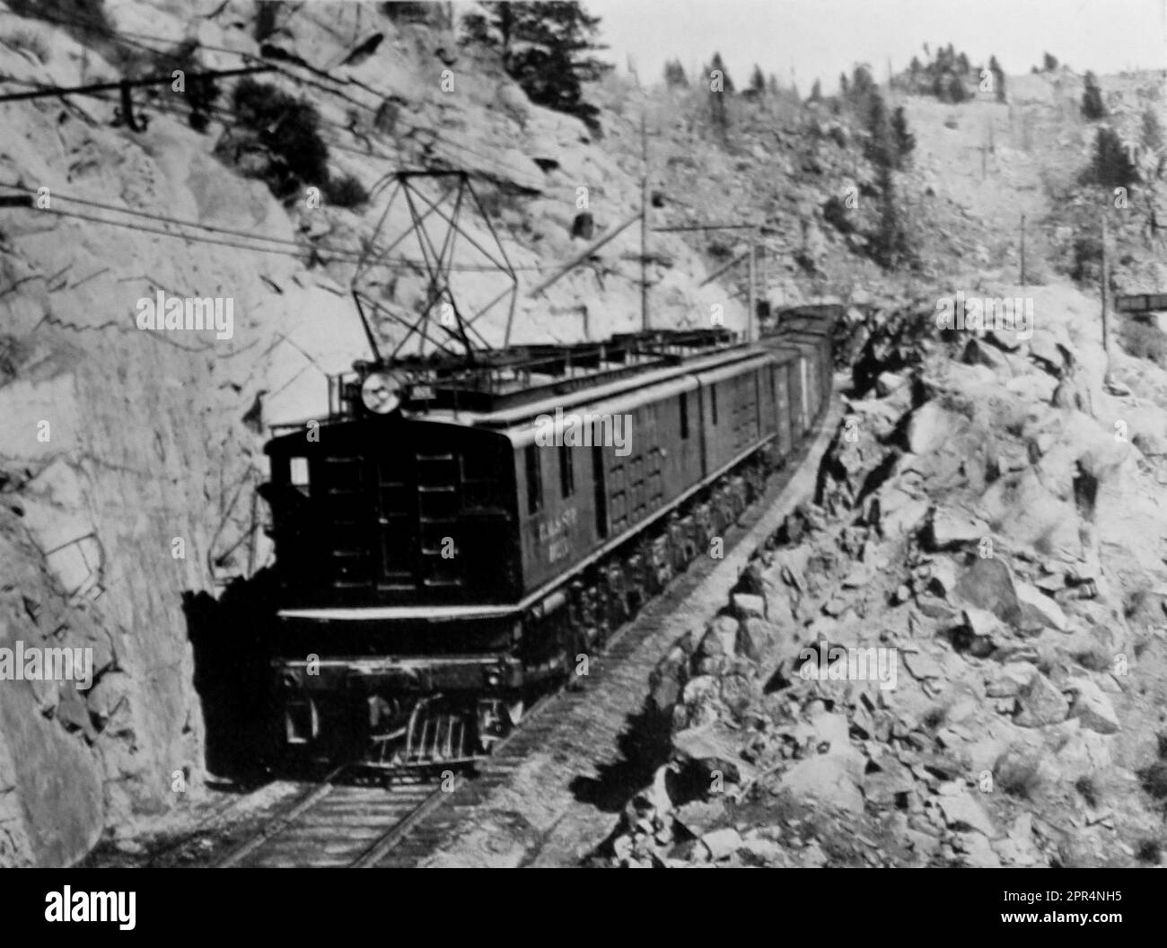 Chicago, Milwaukie and St. Paul. 3000-volt DC electrification. West ...
