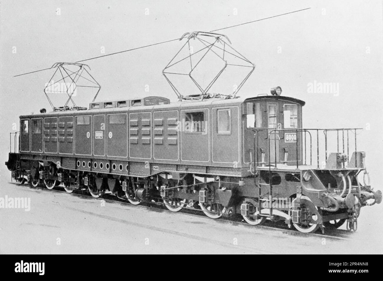 Express passenger locomotive. The early twentieth century is recalled ...