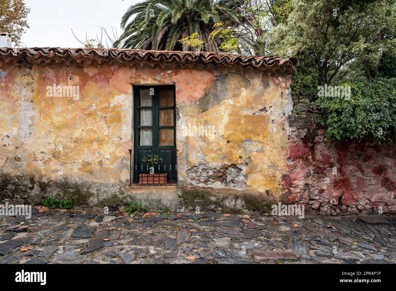 Typical house of the historical neighborhood at Colonia del Sacramento ...