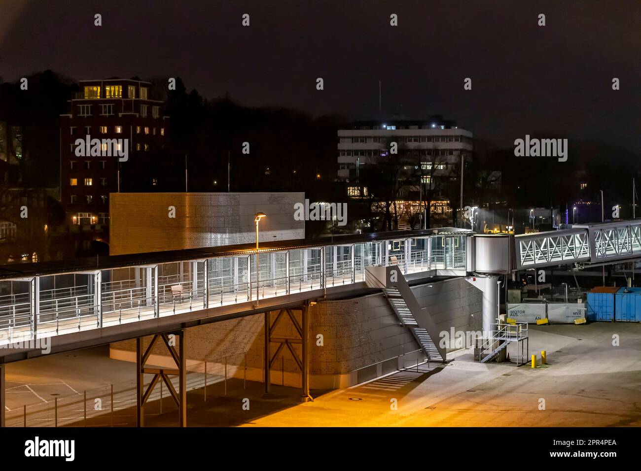 Overhead walkway from Fred Olsen's cruise ship Barboral moored in Kiel ...