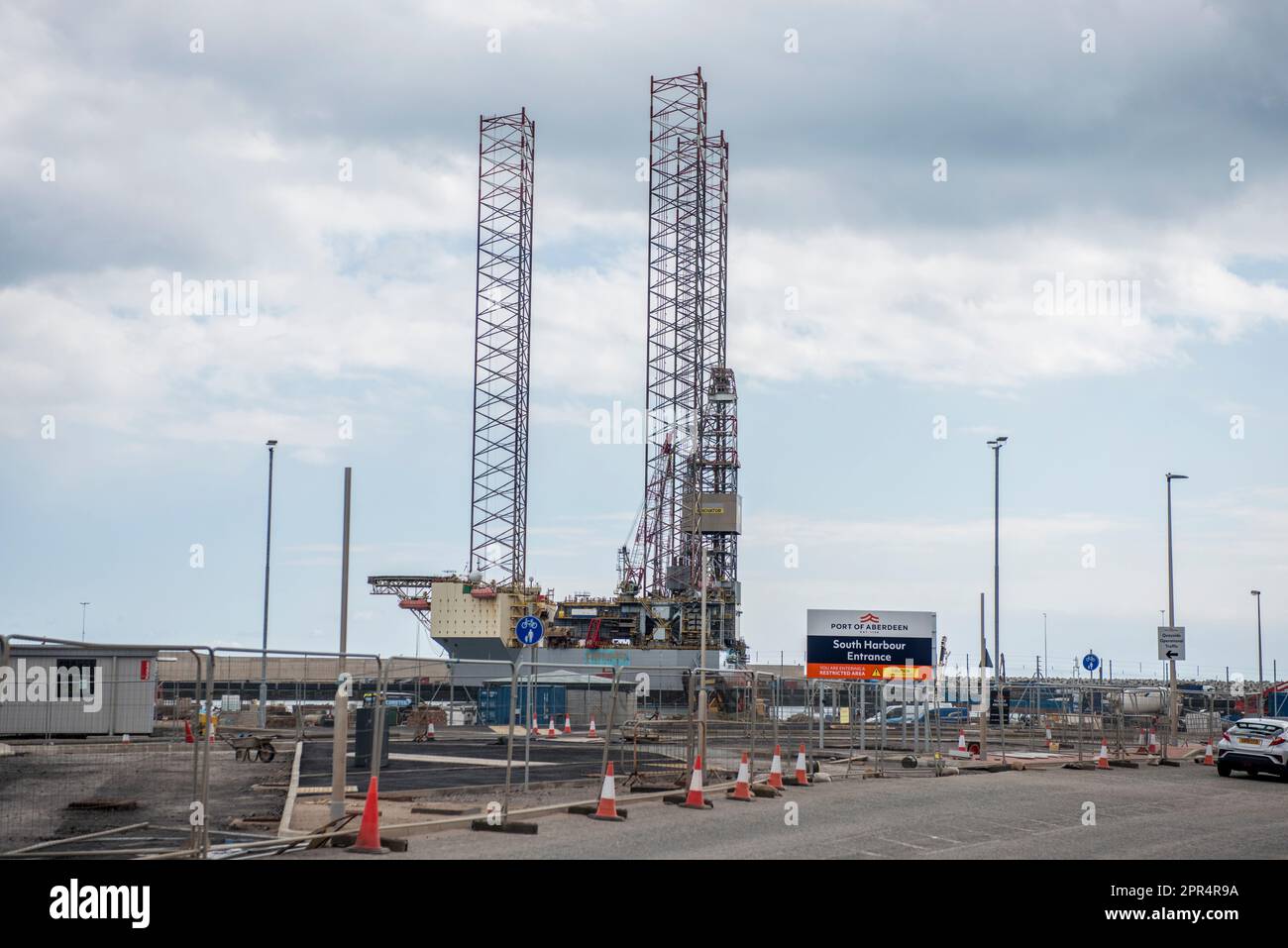 South harbour port of aberdeen scotland hi-res stock photography and ...