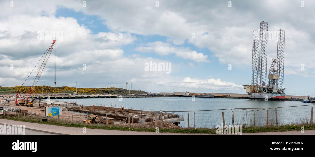 Aberdeen South Port, Aberdeen Scotland Stock Photo - Alamy