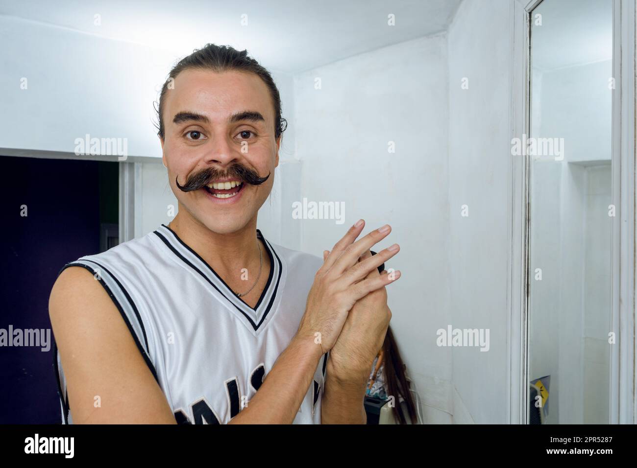 Non binary gender people hi-res stock photography and images - Alamy