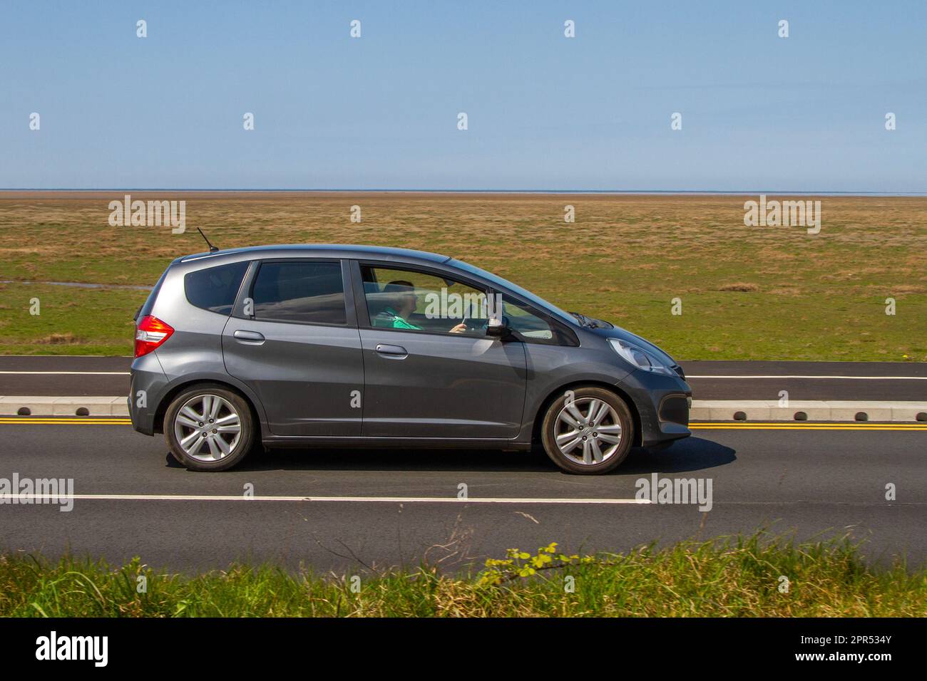 Side View of 2013 Honda Jazz Es + I-Vtec I-VTEC Grey Car Hatchback ...