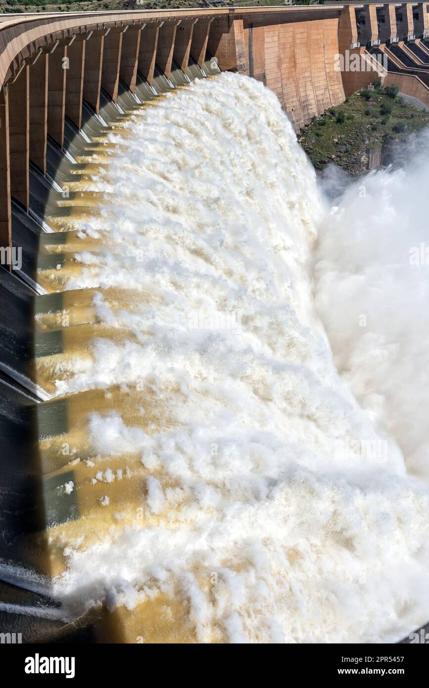 The second largest dam in South Africa, the Vanderkloof Dam ...