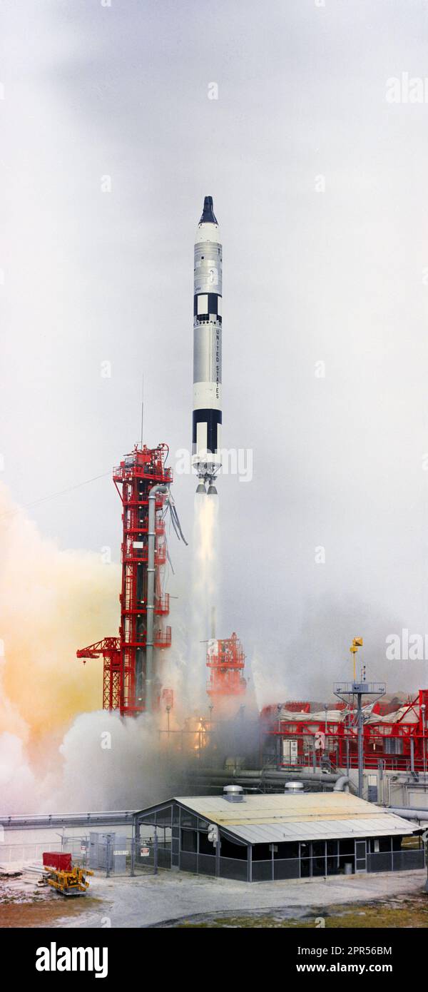 The Gemini VII spacecraft, carrying astronauts Frank Borman, command ...