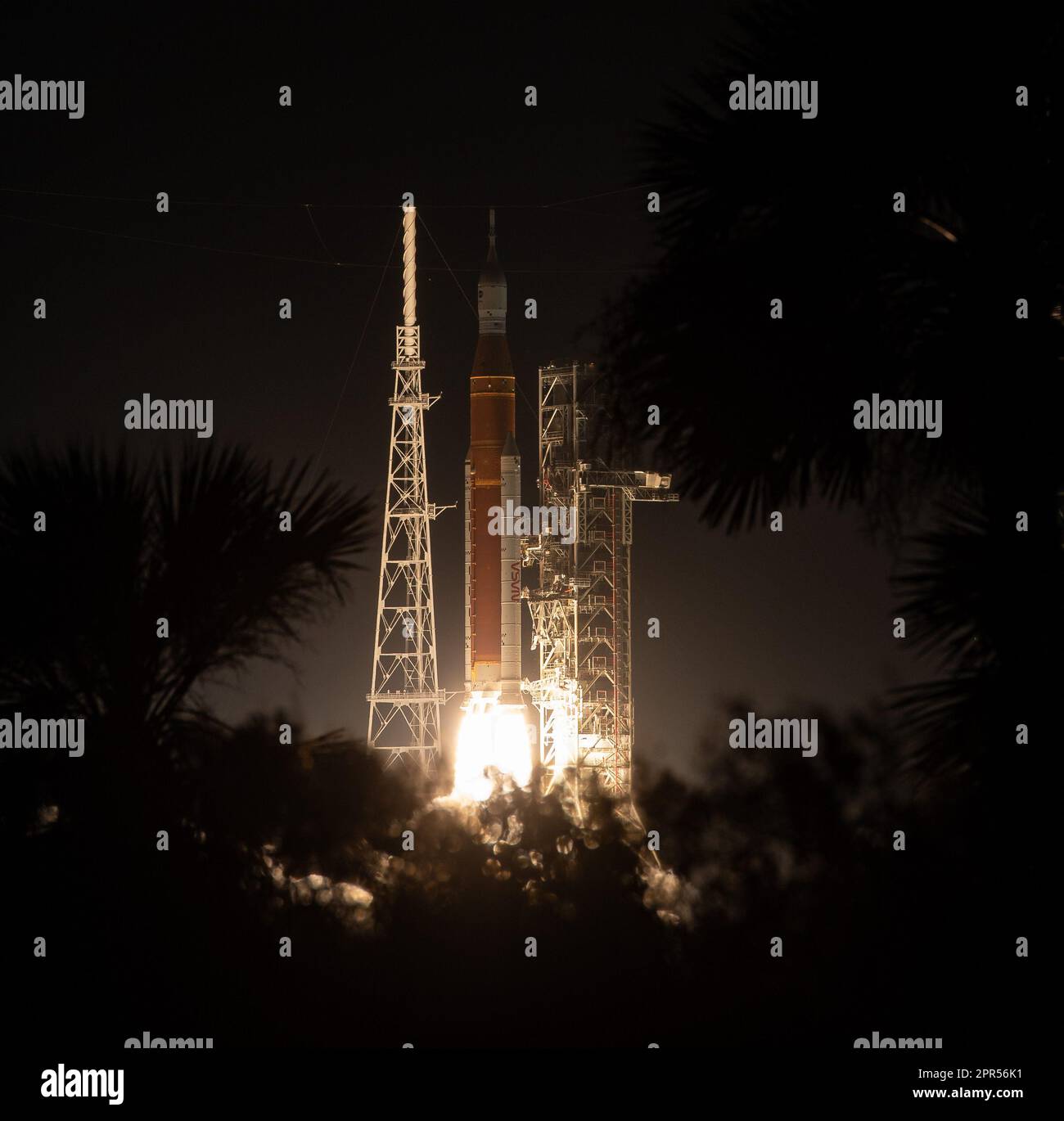 NASA’s Space Launch System rocket carrying the Orion spacecraft ...