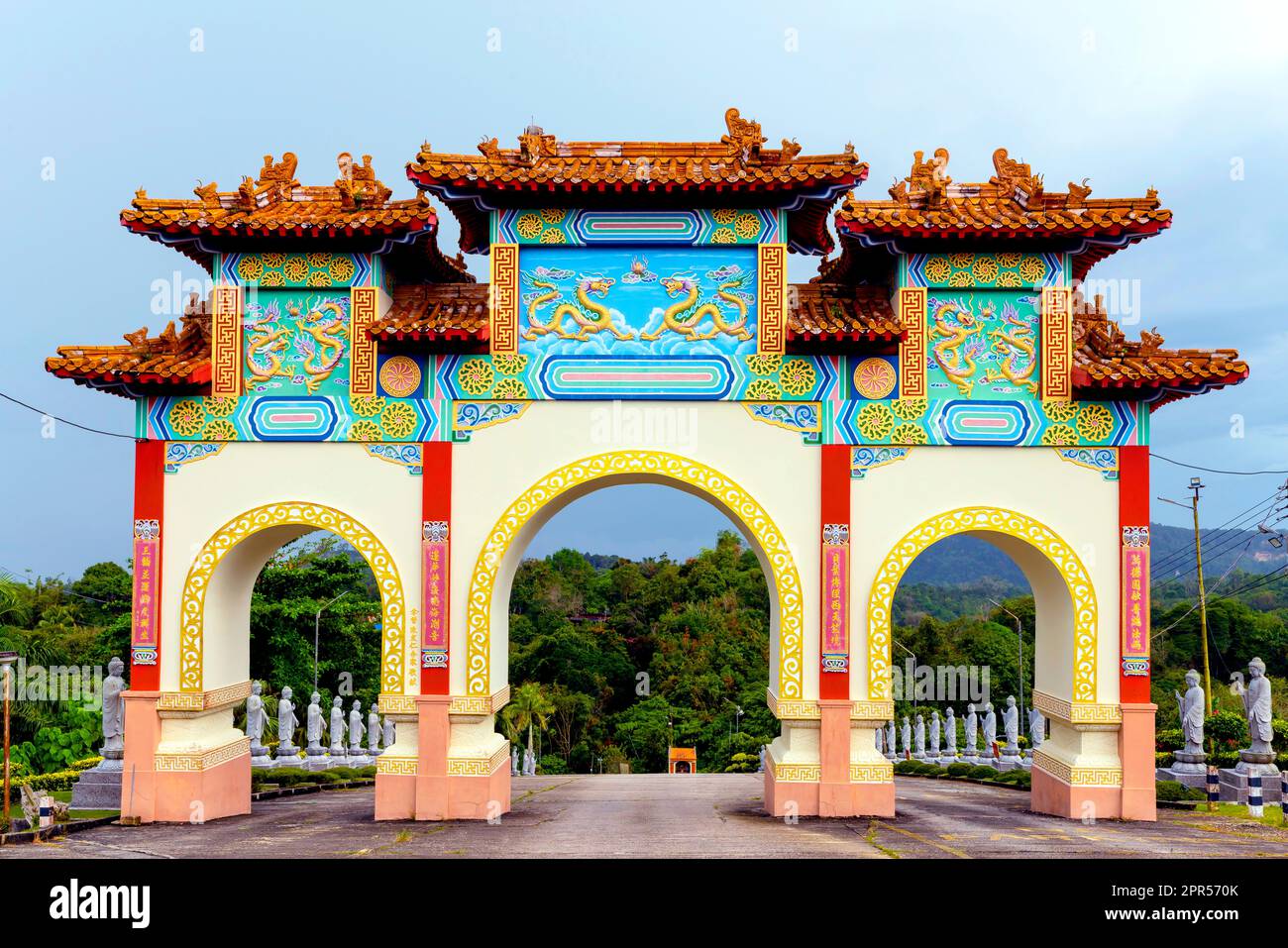Puu Jih Shih Buddhist Temple is a Buddhist temple at the hilltop of ...