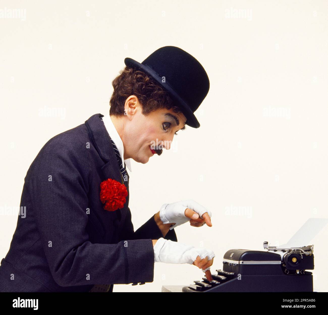 Portrait of charlie chaplin hi-res stock photography and images - Alamy