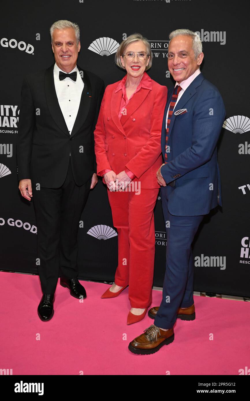 Éric Ripert, Jilly Stephens, and Geoffrey Zakarian Stock Photo - Alamy