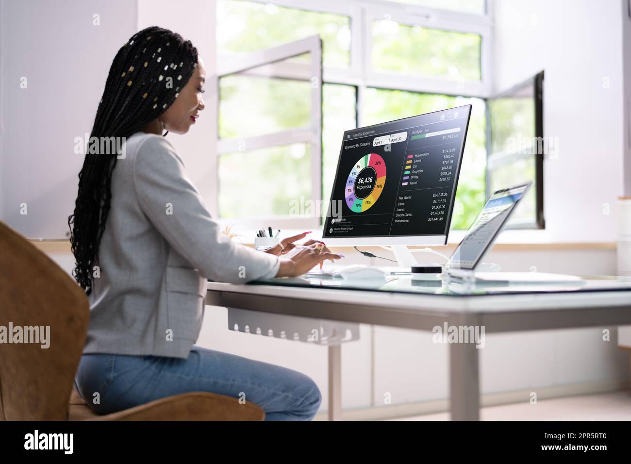 Money Expense Track App Stock Photo - Alamy