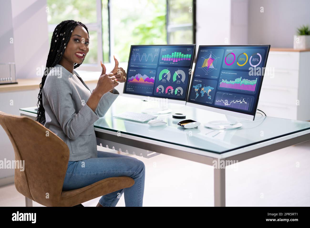 African American Business Data Analyst Woman Stock Photo - Alamy