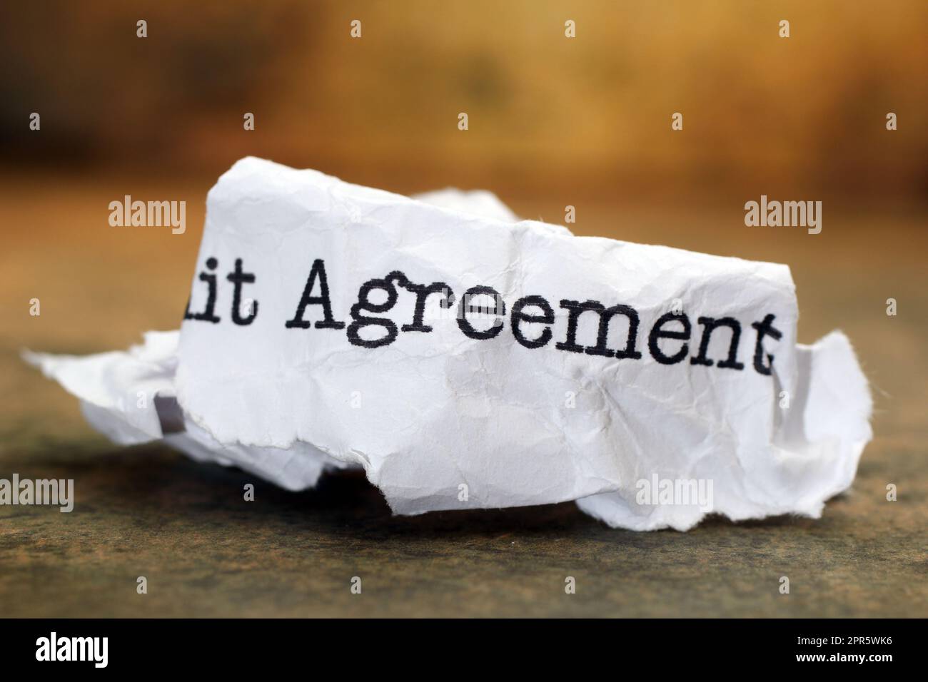 Confidentiality agreement hi-res stock photography and images - Alamy