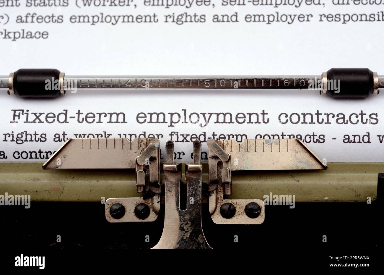 Employment contract hi-res stock photography and images - Alamy