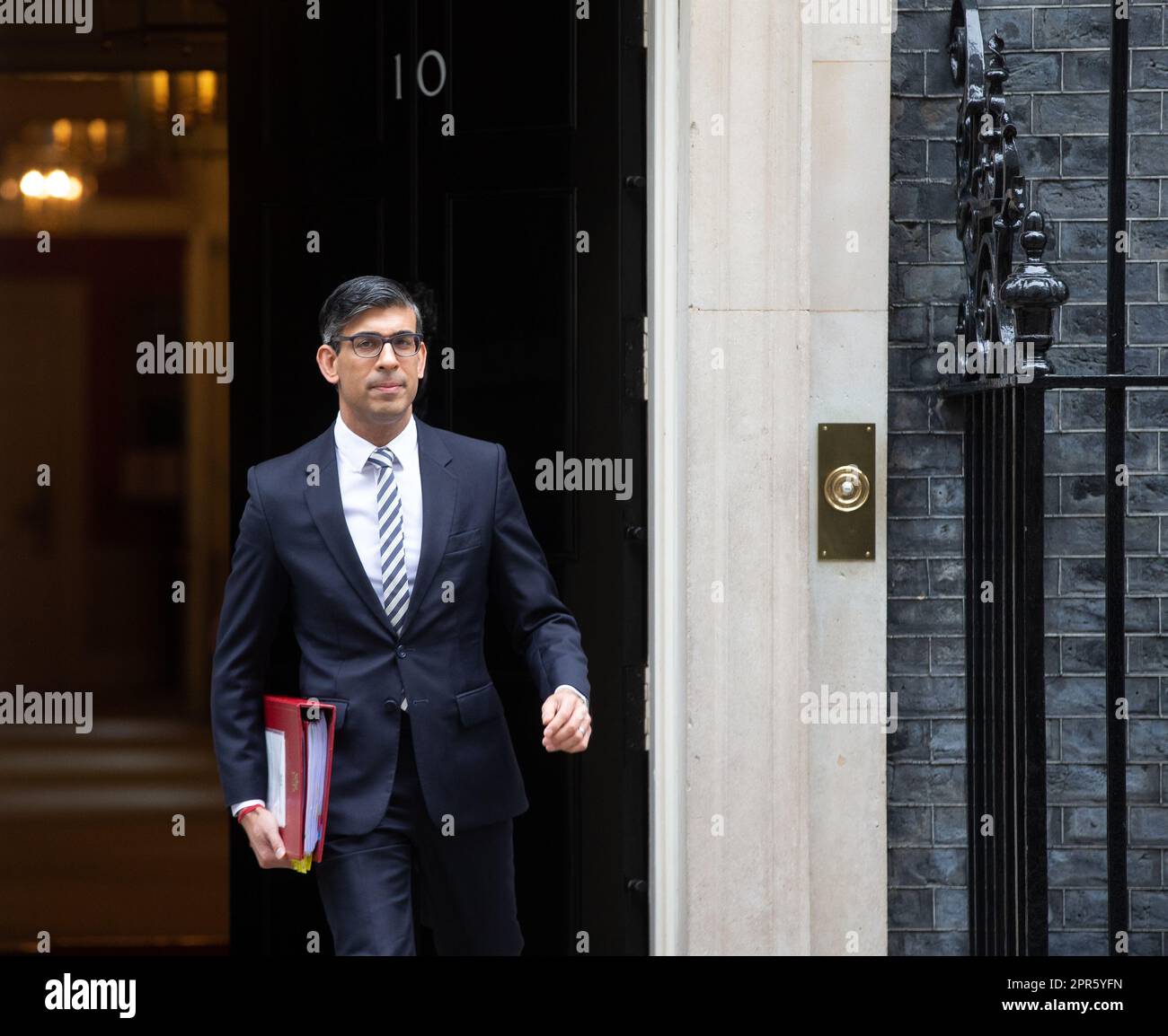 London, England, UK. 26th Apr, 2023. UK Prime Minister RISHI SUNAK leaves 10 Downing Street ...