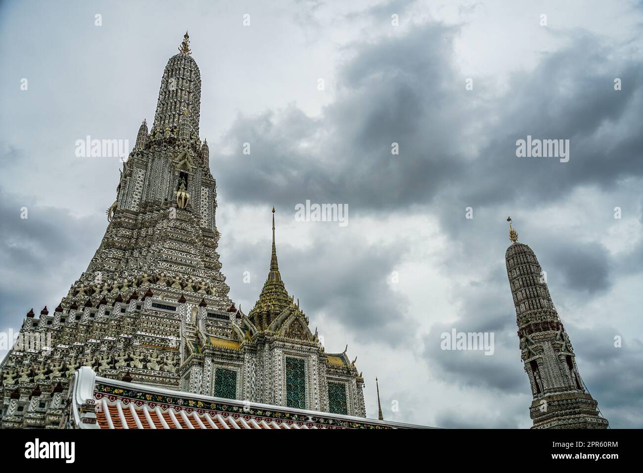 Ne japanese temple hi-res stock photography and images - Alamy
