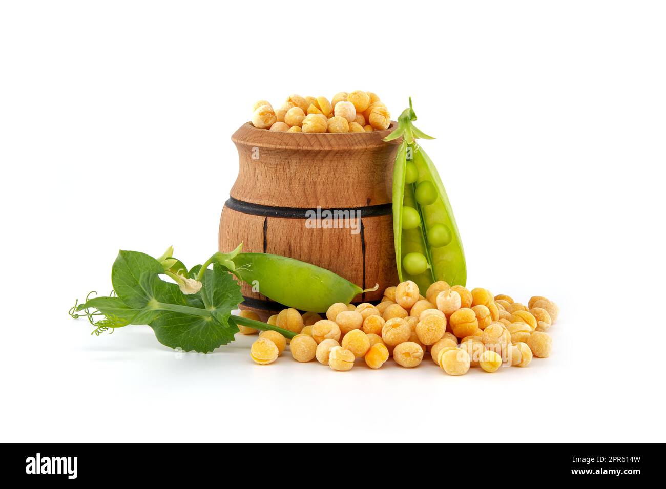 Dry whole yellow peas and fresh plant with pea pods Stock Photo - Alamy