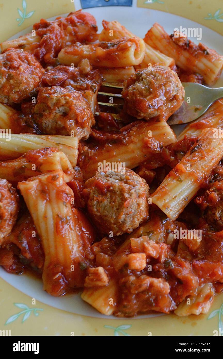 Italian cuisine rigatoni beef hi-res stock photography and images - Alamy