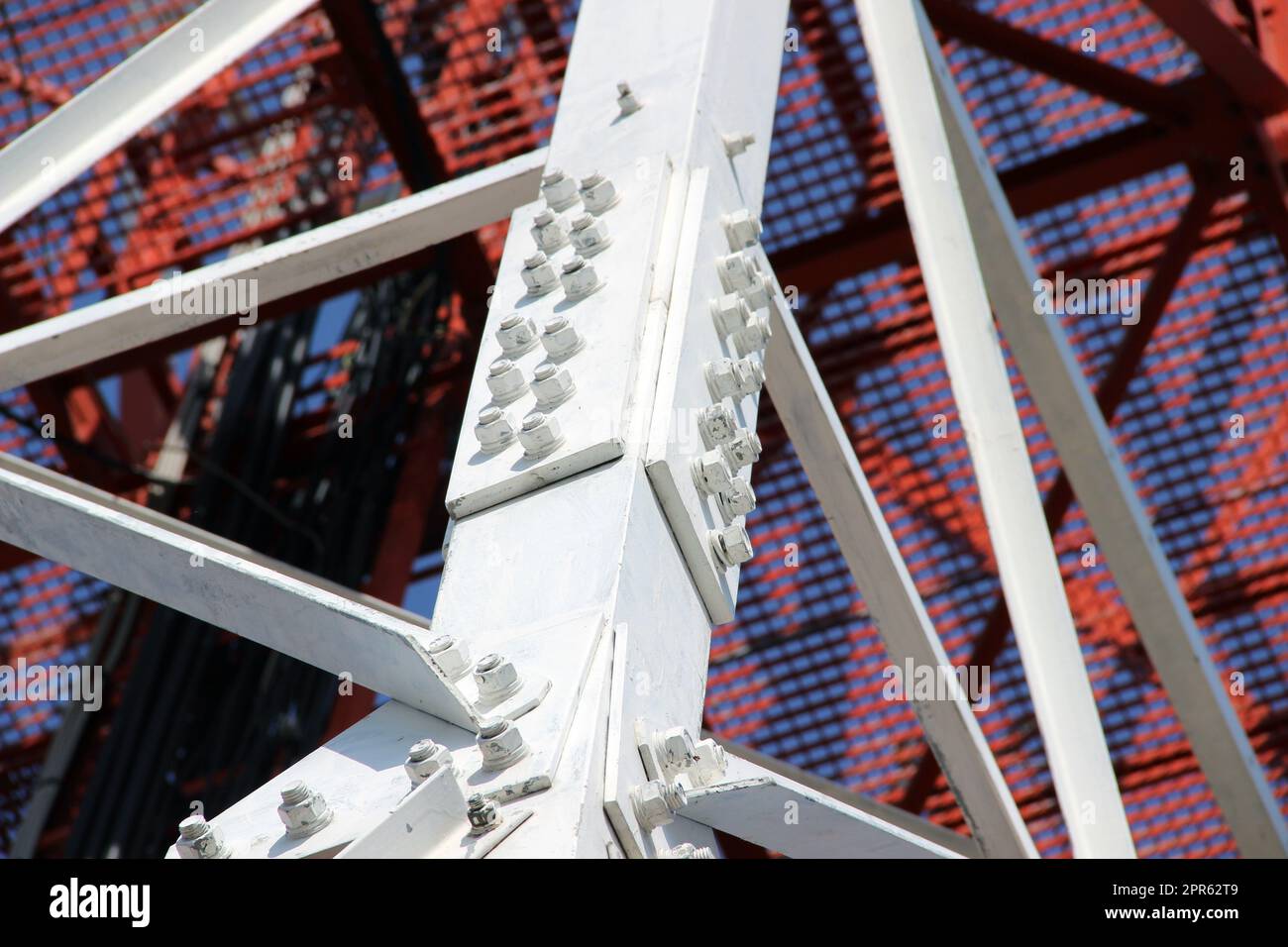 Beam joints hi-res stock photography and images - Alamy