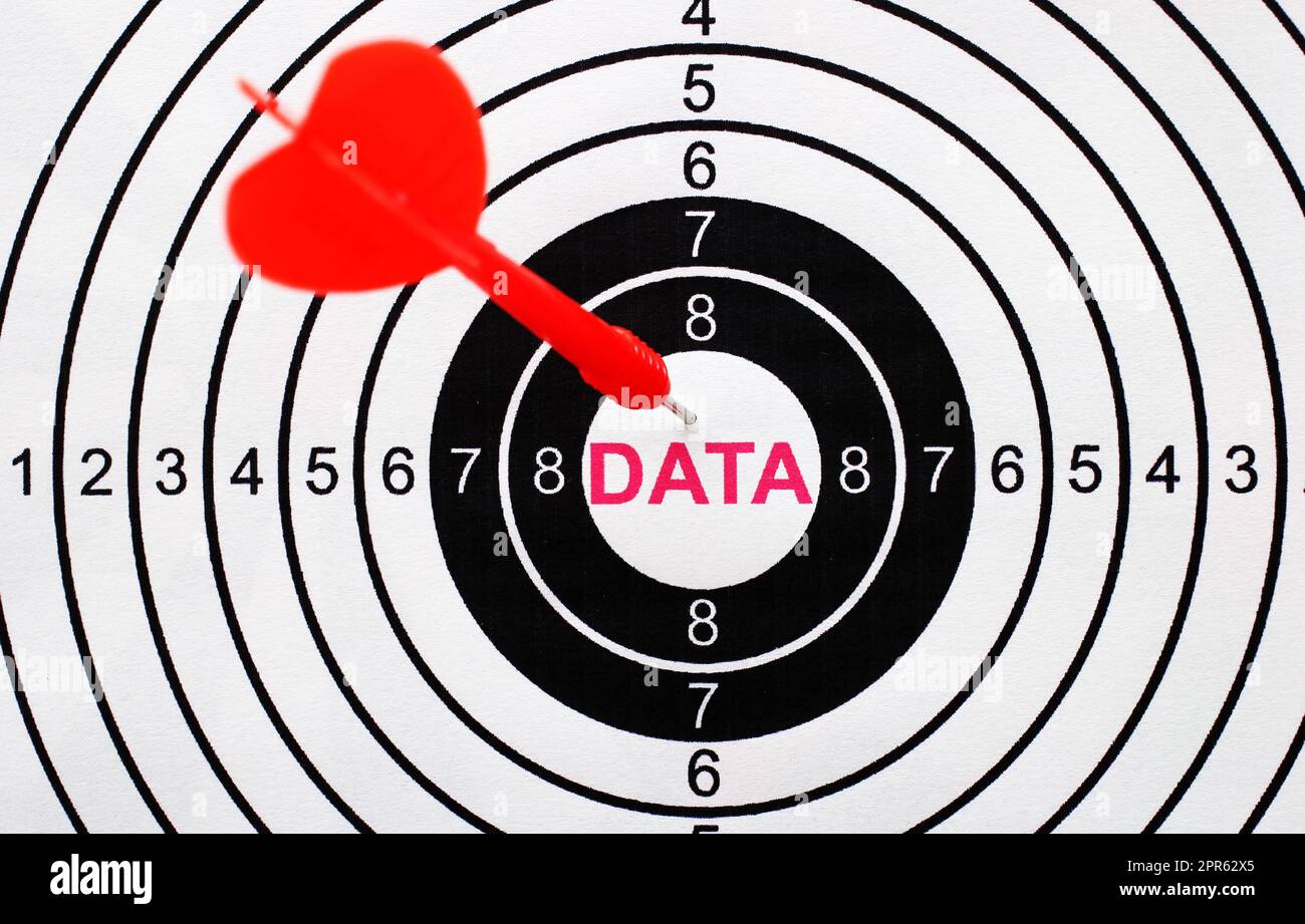 Binary data target hi-res stock photography and images - Alamy