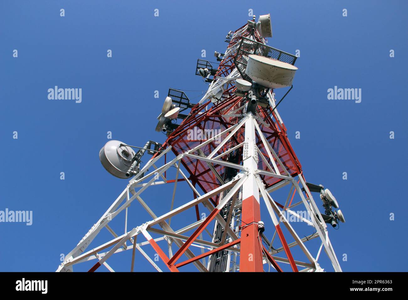 Telecommunications hi-res stock photography and images - Alamy