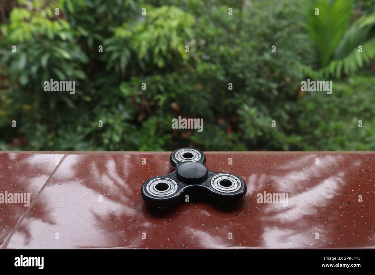 Open a gadget hi-res stock photography and images - Alamy