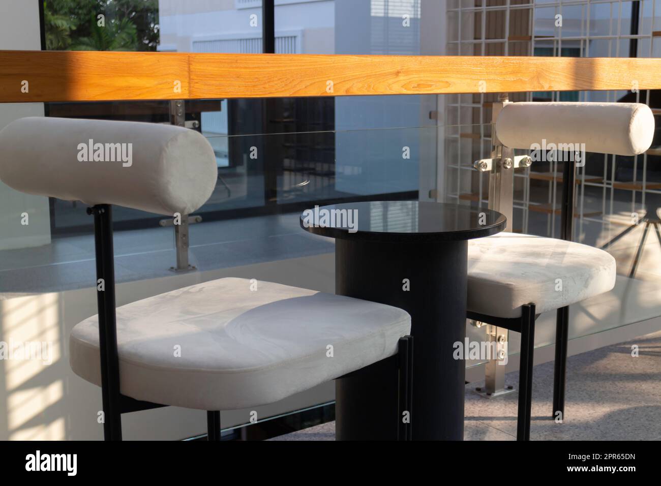 Loft style coffee shop interior decoration Stock Photo - Alamy