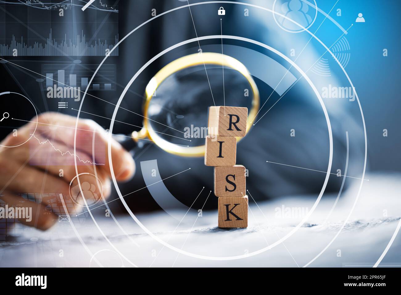 Close-up Of Wooden Blocks With Risk Word Stock Photo - Alamy