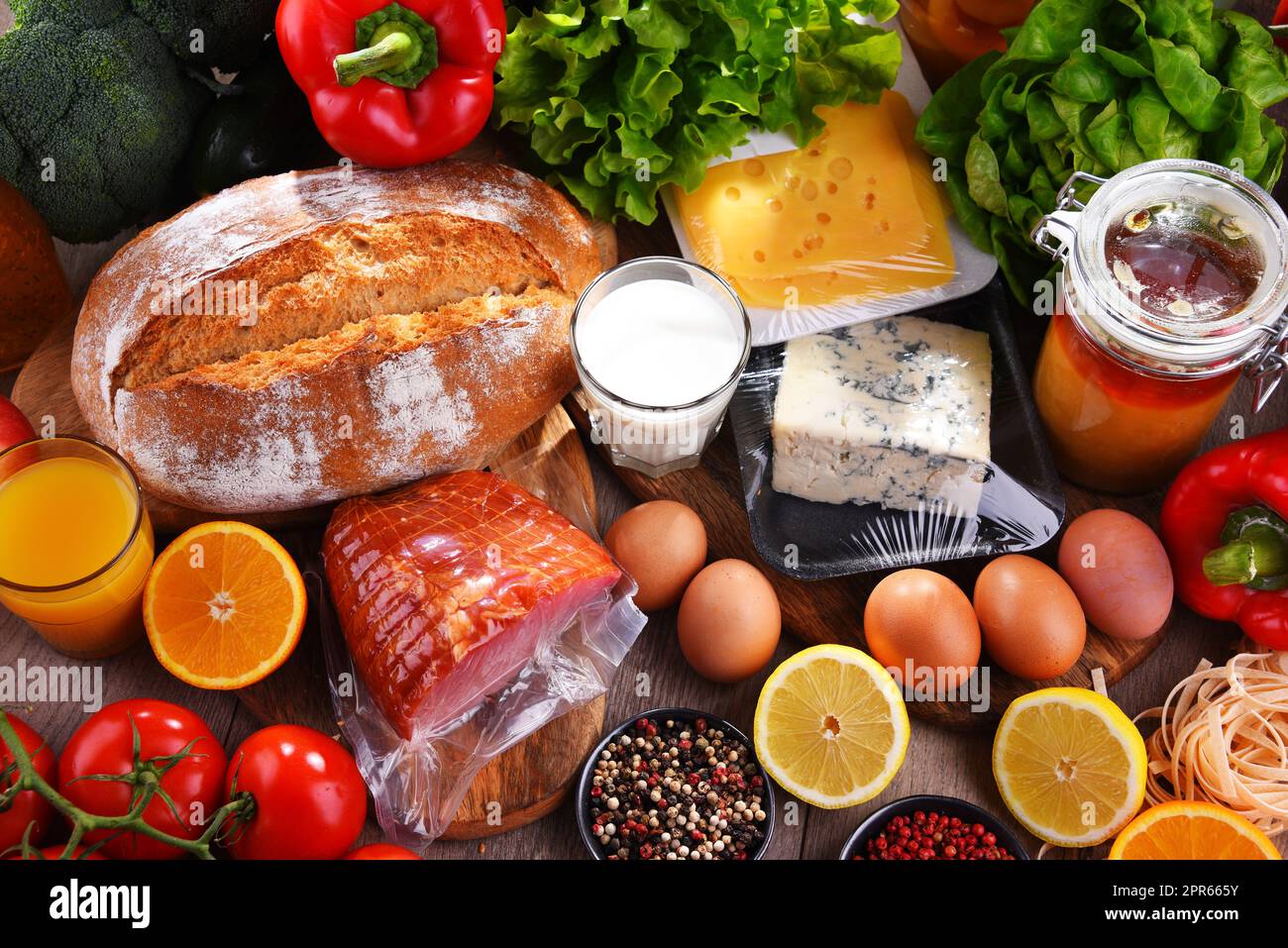 Assorted food products kitchen hi-res stock photography and images - Alamy