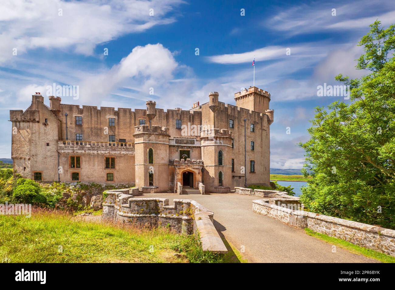 Dunvegan castle on the Isle of Skye, Scotland Stock Photo - Alamy