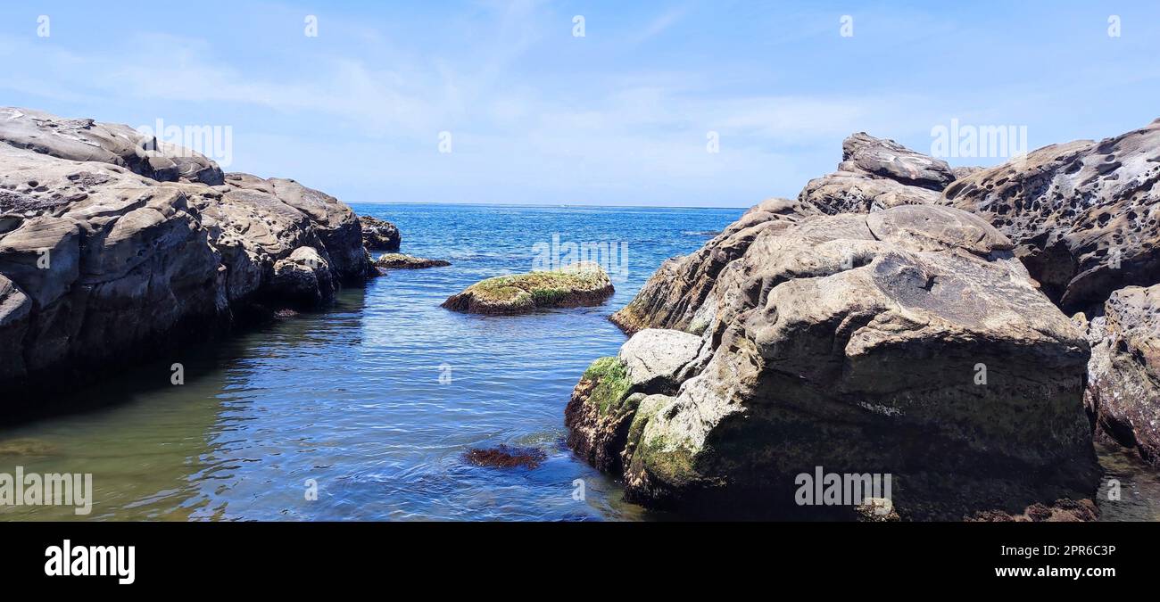 Strange rocks and rocks stretching hundreds of meters, can be said to ...