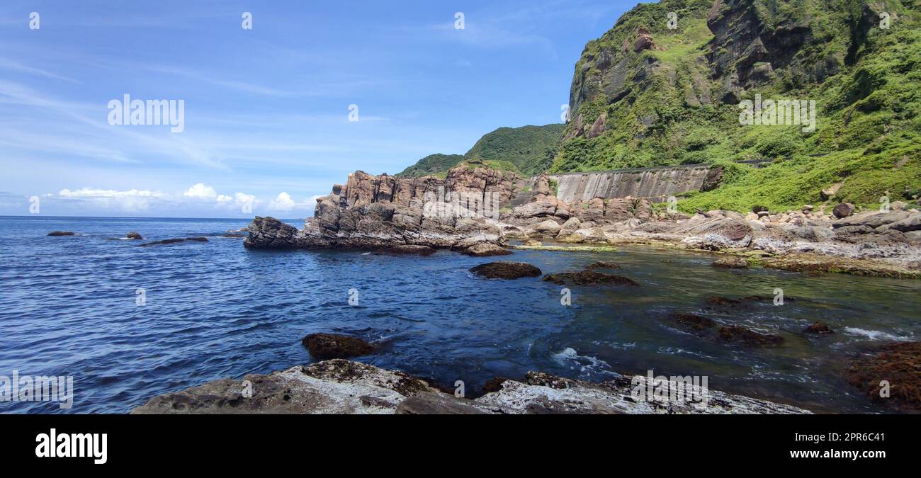 Strange rocks and rocks stretching hundreds of meters, can be said to ...