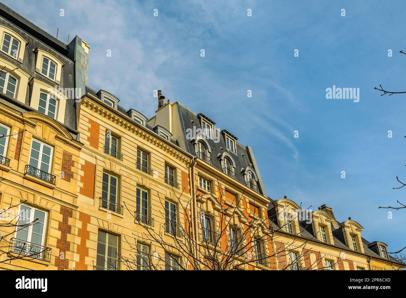 Exterior view old style apartments, paris city, france Stock Photo - Alamy