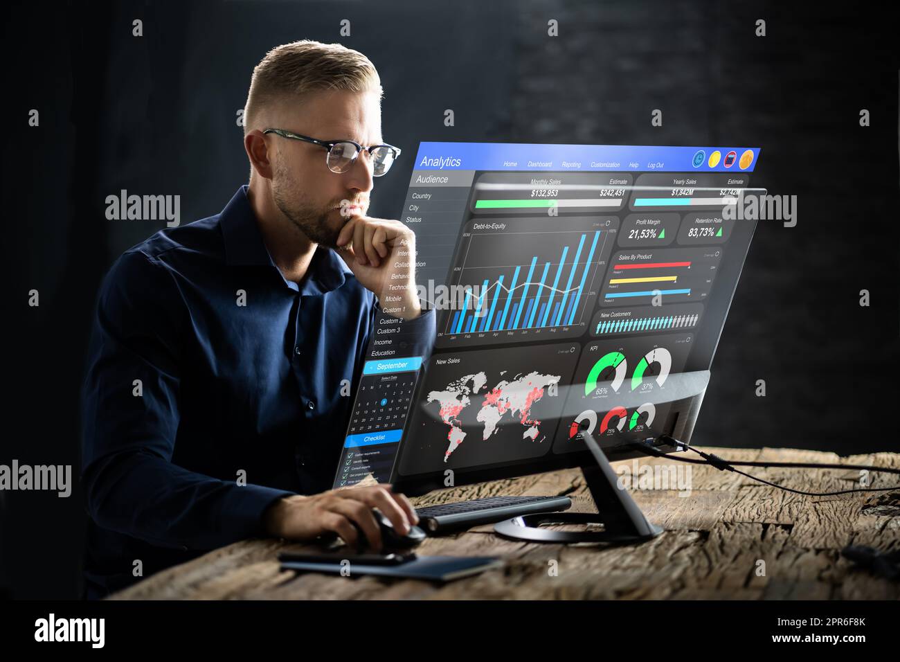 Data analysis financial dashboard hi-res stock photography and images ...