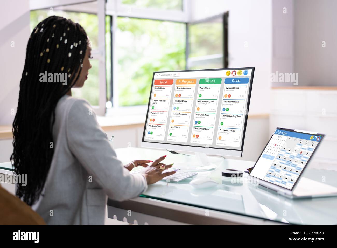 Kanban Project Management Software On Laptop Stock Photo - Alamy