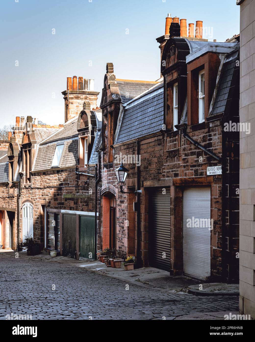 Dean village edinburgh houses hi-res stock photography and images - Alamy