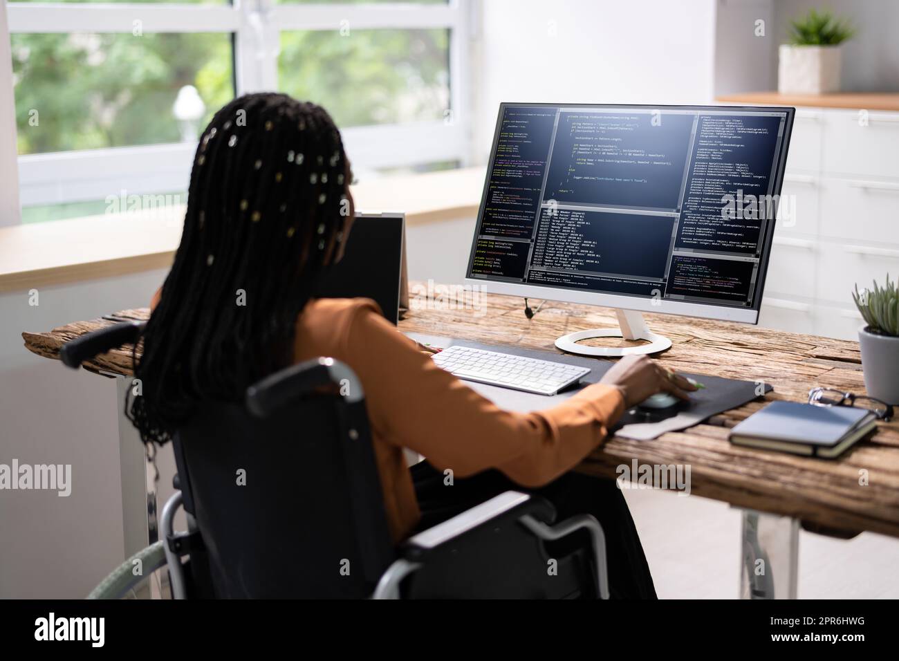 African American Woman Programmer. Girl Coding Stock Photo - Alamy African American Woman Programmer. Girl Coding Stock Photo - Alamy