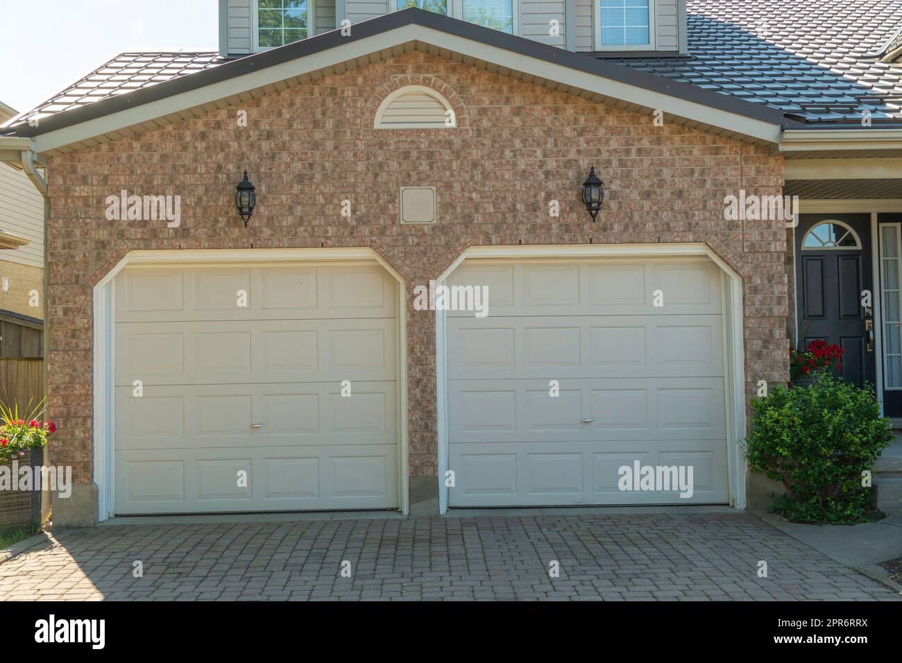 Separate home space hi-res stock photography and images - Alamy