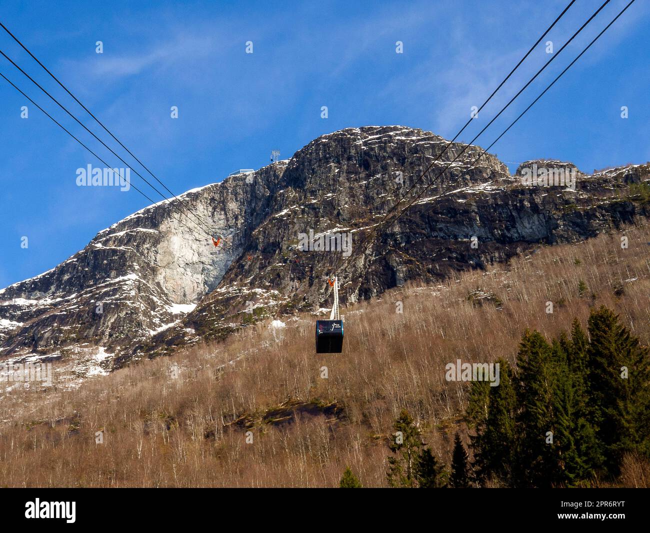 Loen skylift cable car hi-res stock photography and images - Alamy