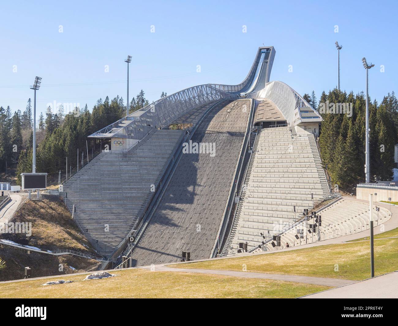 Holmenkollbakken ski museum hi-res stock photography and images - Alamy