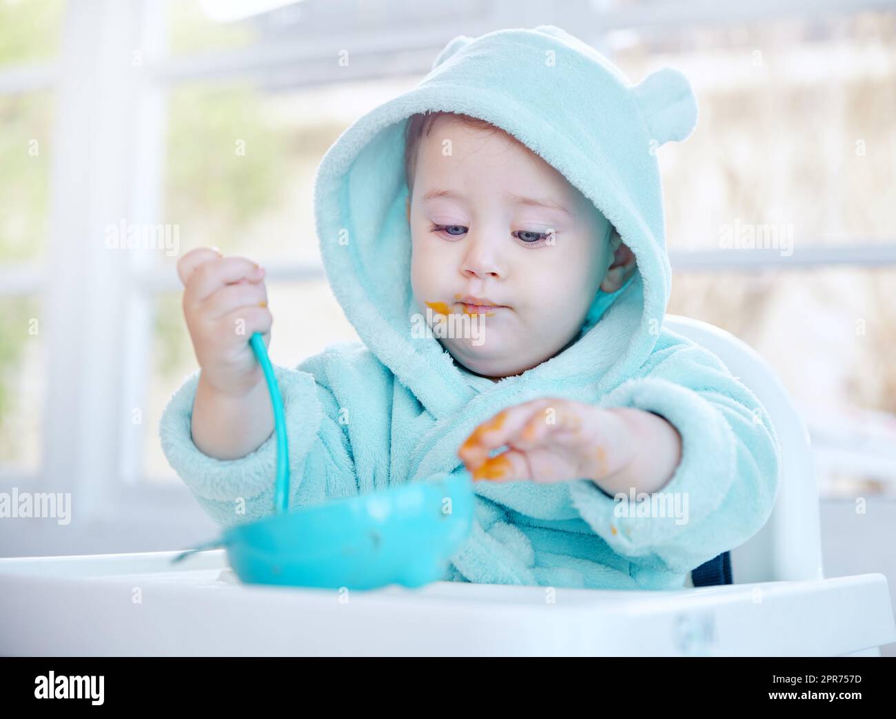 Boy eating food hi-res stock photography and images - Alamy