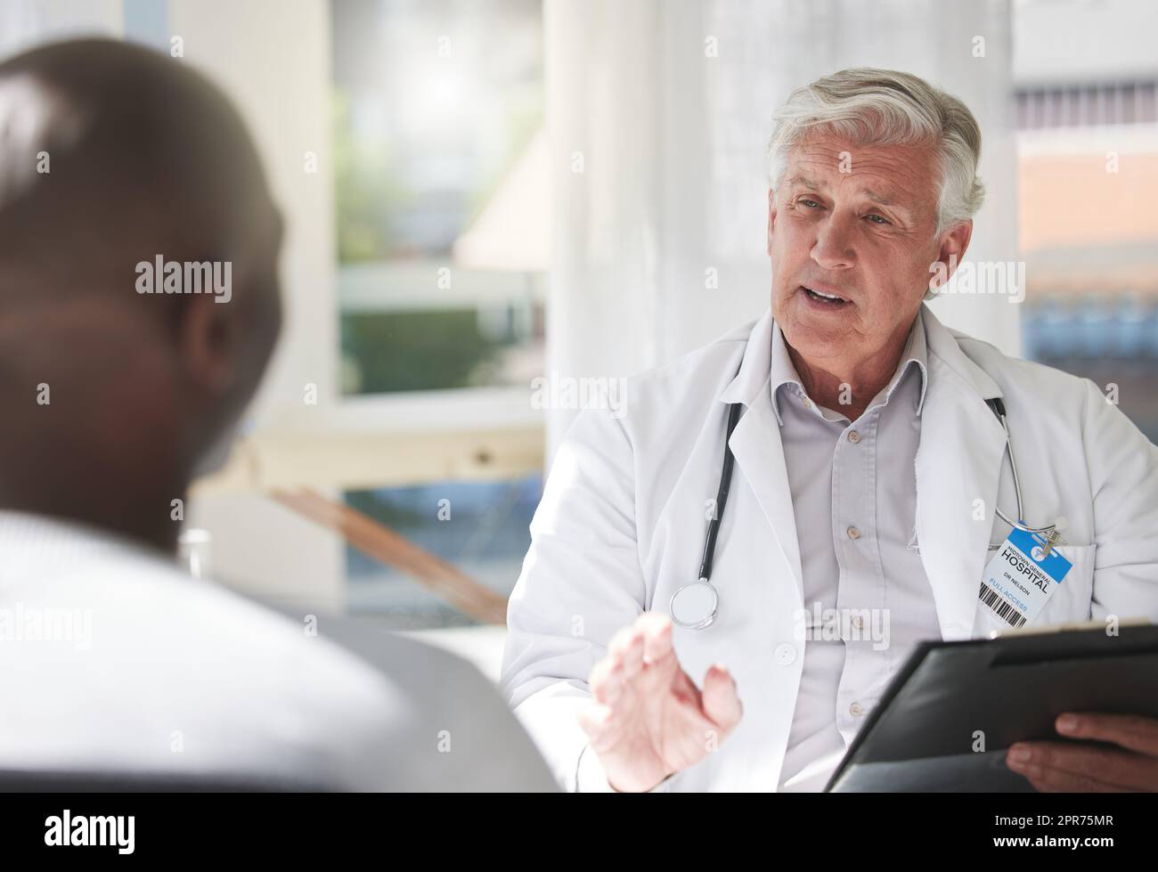 Doctor checkup hi-res stock photography and images - Alamy