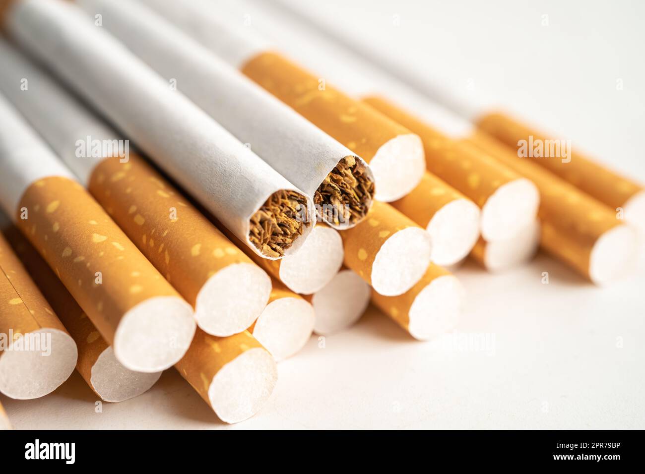 Empty cigarette tube hi-res stock photography and images - Alamy
