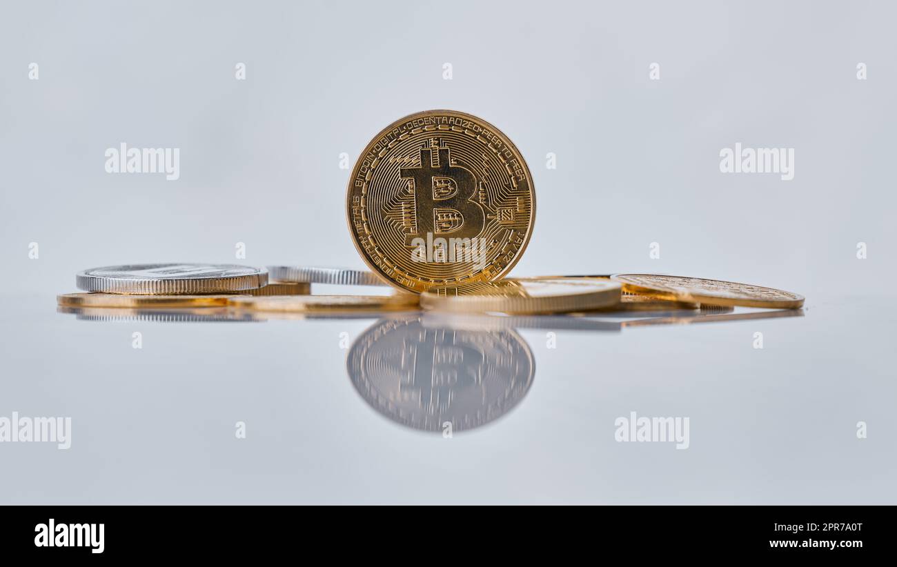 Coin zoom hi-res stock photography and images - Alamy