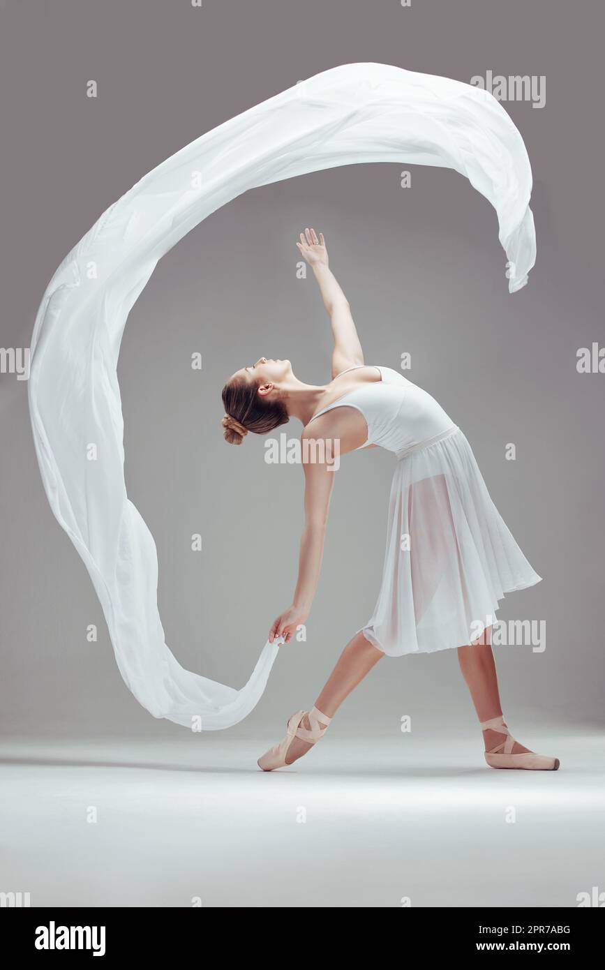 Young ballerina professional balance hi-res stock photography and ...