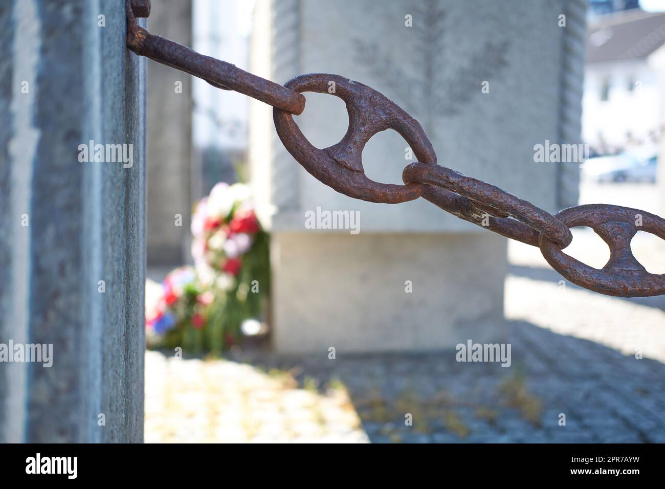Chain boom hi-res stock photography and images - Alamy