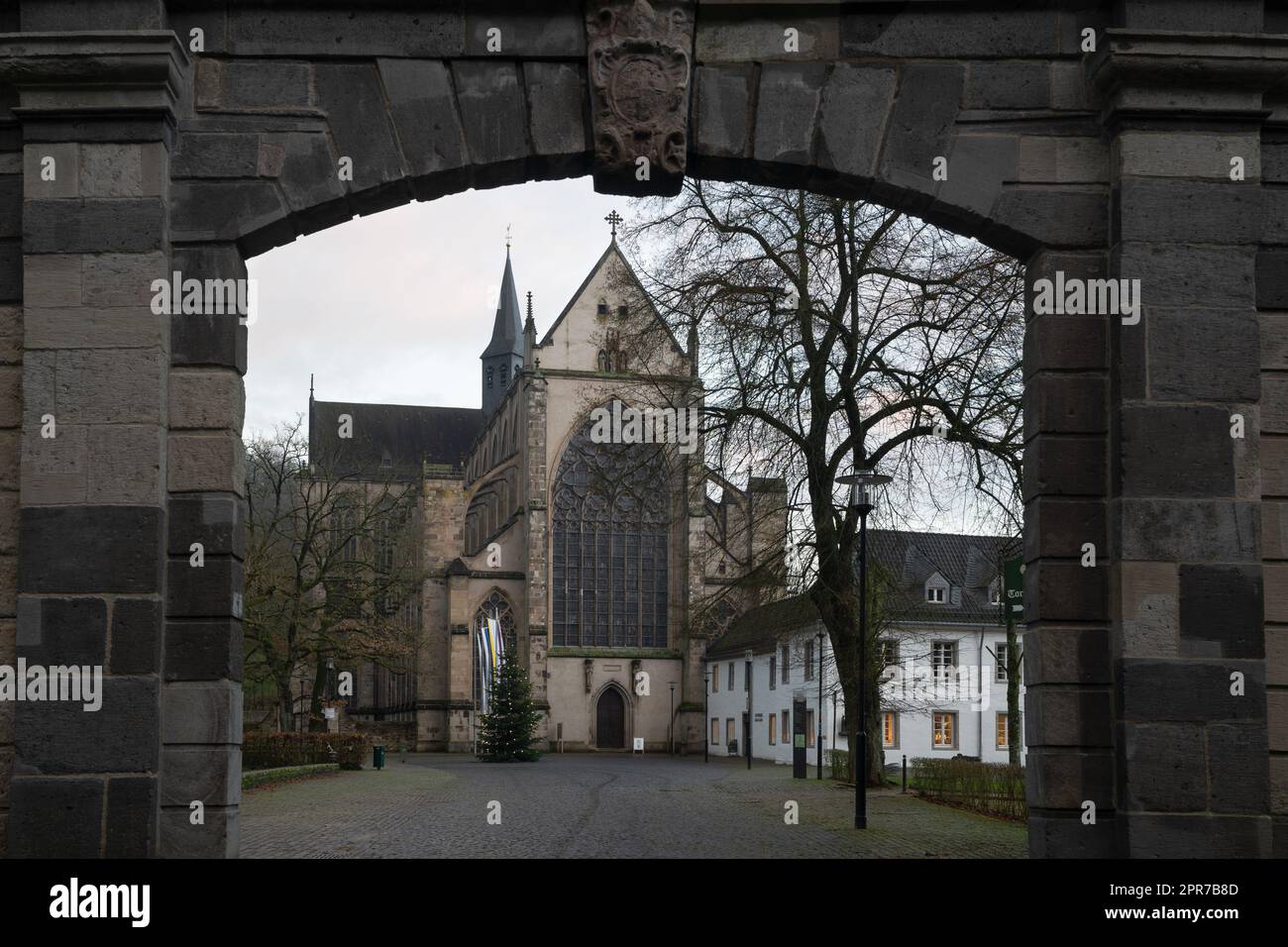 Altenberg cathedral bergisches land germany hi-res stock photography ...