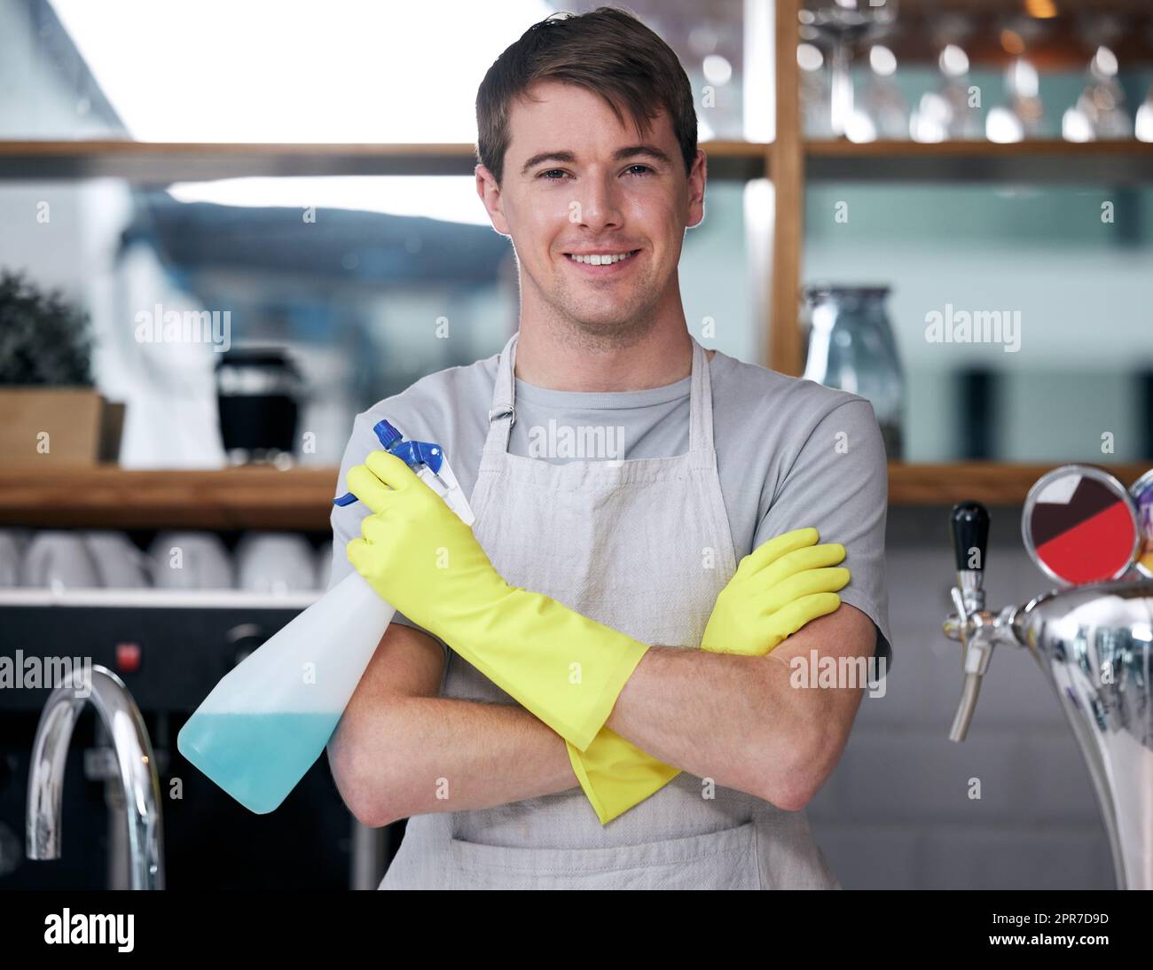 Cafe cleaner hi-res stock photography and images - Alamy